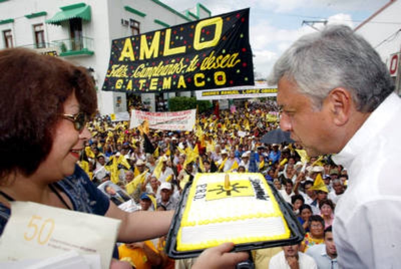 ¿Cuántos años cumple AMLO? ¿Cuál es su deseo? Y ¿cuáles son los ...