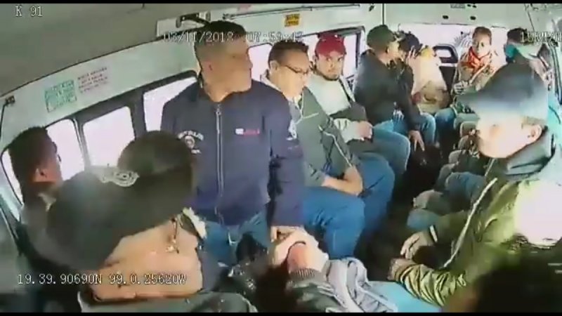 Captan asalto a combi en Neza y advierten a chofer que no han pagado ...