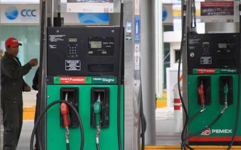 ¿Quién es quién? Pemex ofrece los precios más bajos de la gasolina